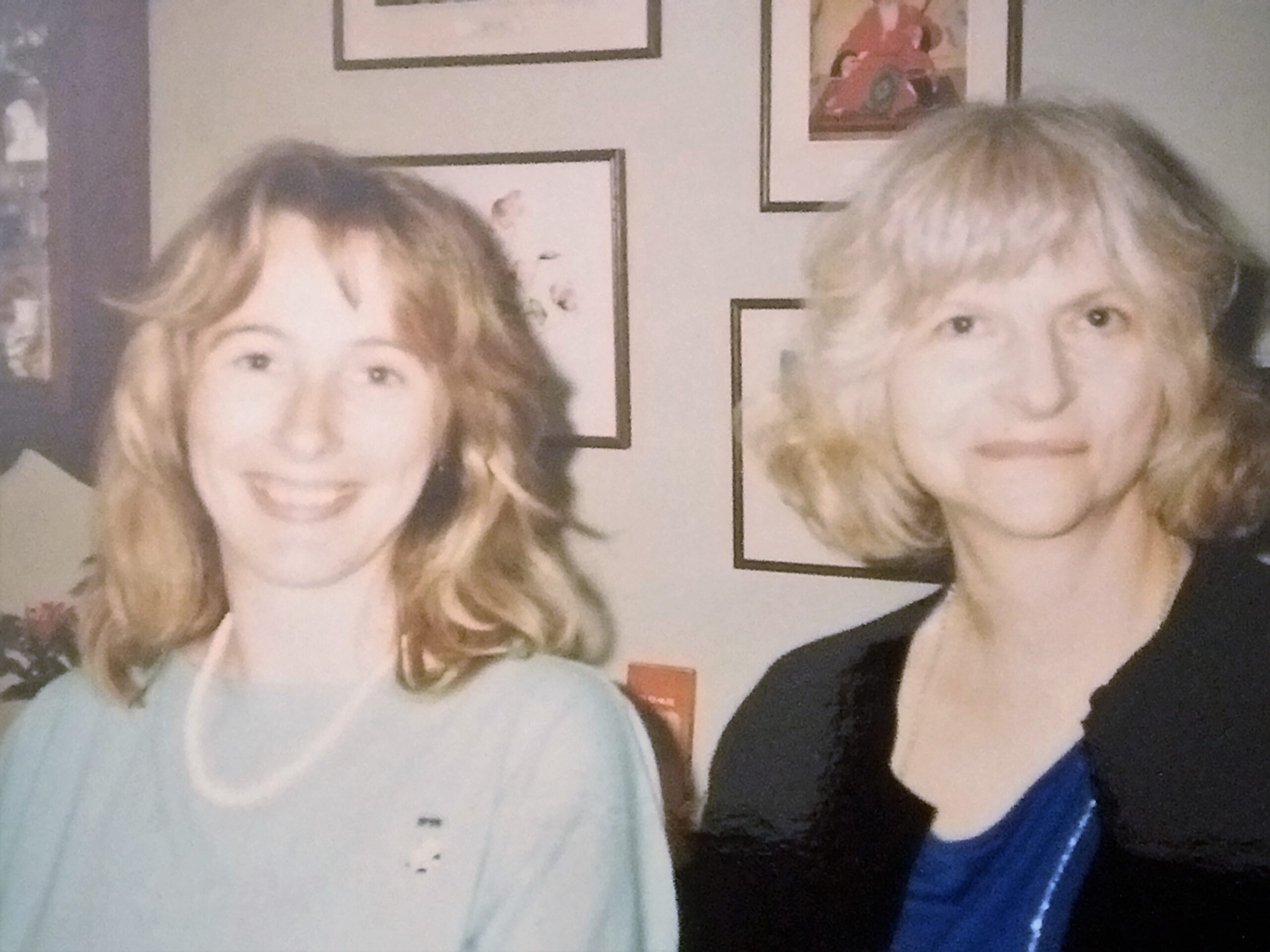 Tea with Alison Lurie – An article by Alison Court – Philippa Harper